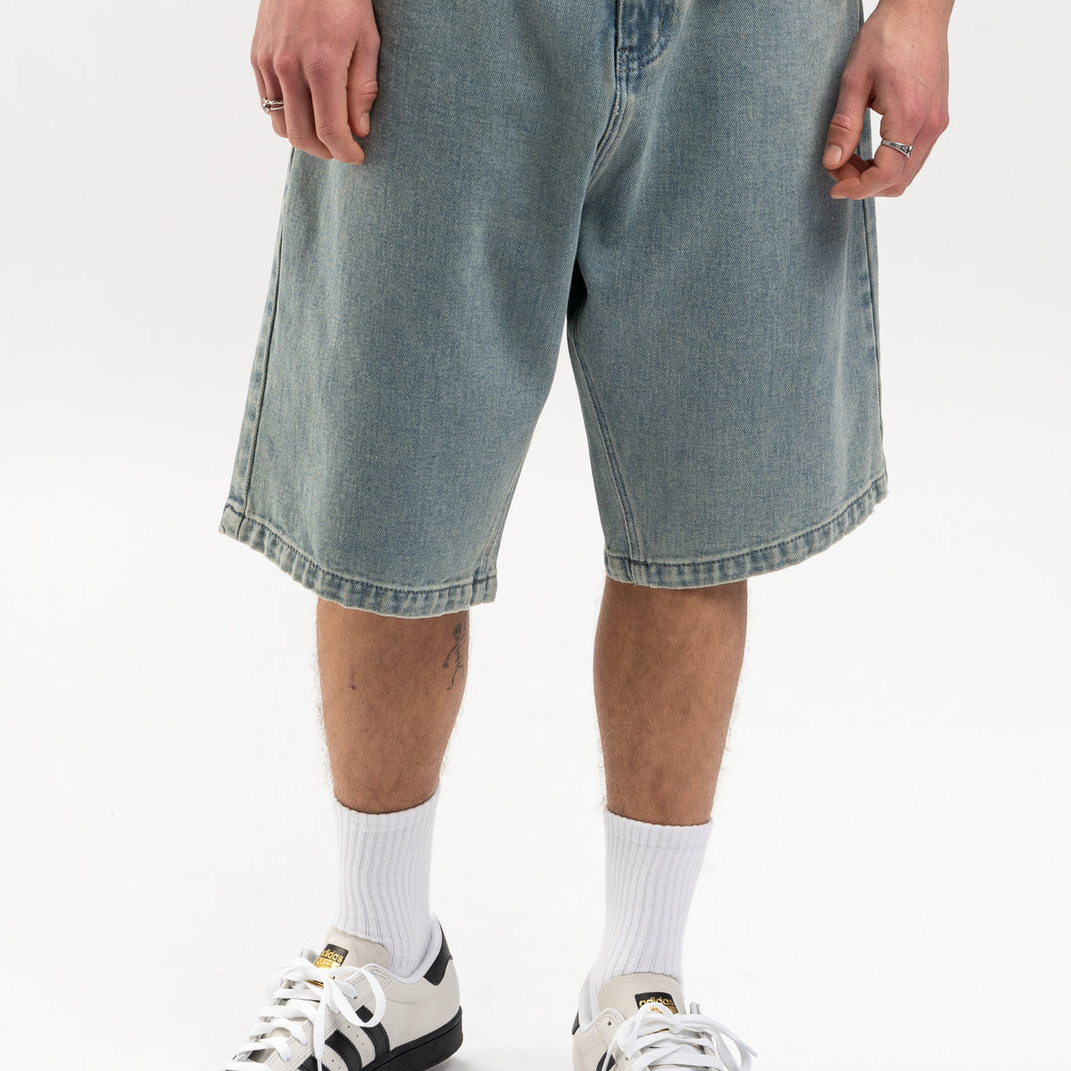 Boogy Short TITUS Jeans-Short in sandy-bluedenim für Herren